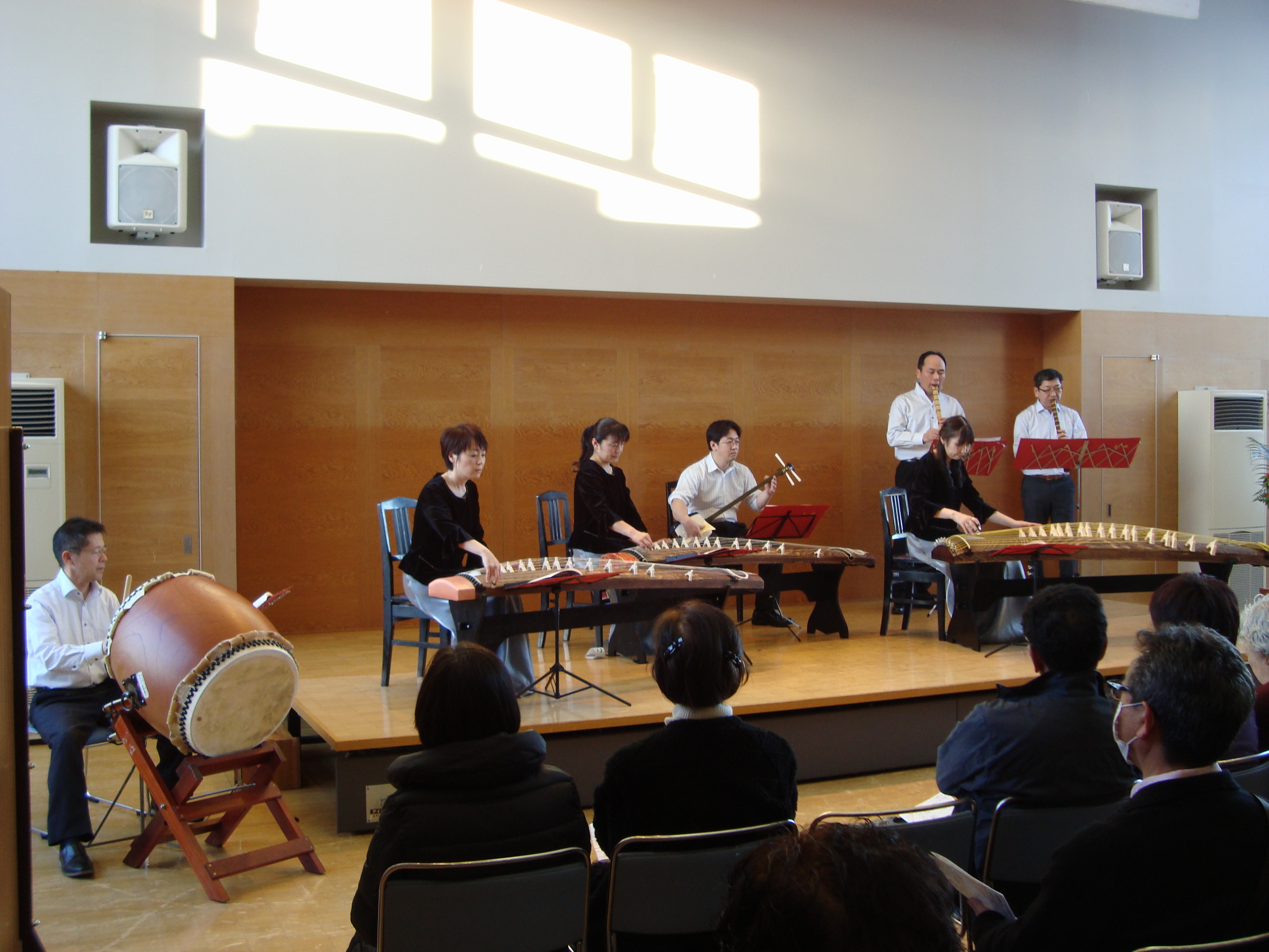 %e6%96%b0%e6%98%a5%e3%82%b3%e3%83%b3%e3%82%b5%e3%83%bc%e3%83%88%e7%94 ...